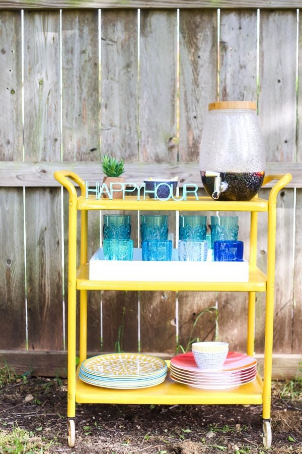 DIY Backyard Bar Cart {Rust-Oleum's Rusty Metal Primer Review}